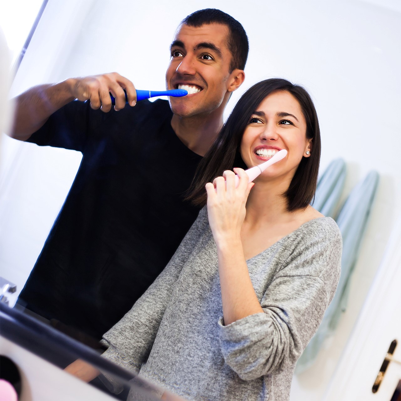 Foreo Issa™ 2 Silicone Sonic Toothbrush Cobalt Blue Latvija