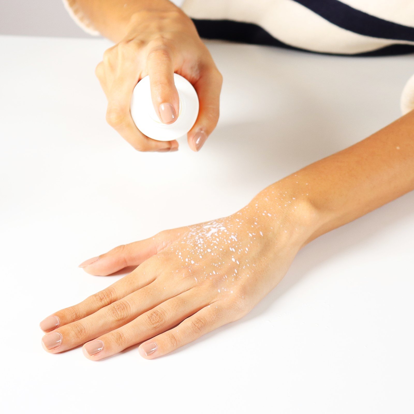 La Roche-Posay Anthelios Invisible Spray Spf50+ 200Ml (6.76Fl oz ...