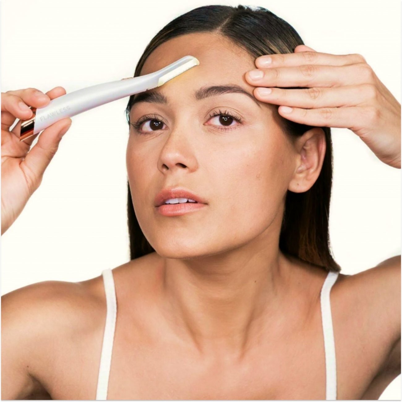 Buy Finishing Touch Flawless™ Dermaplane Glow · United Kingdom